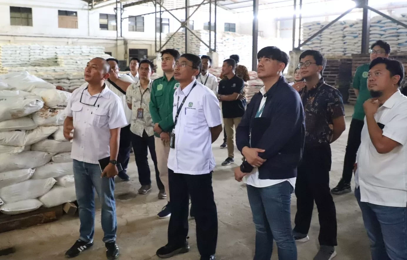 Alur Distribusi Pupuk Bersubsidi Sampai Tangan Petani - AWESH.id