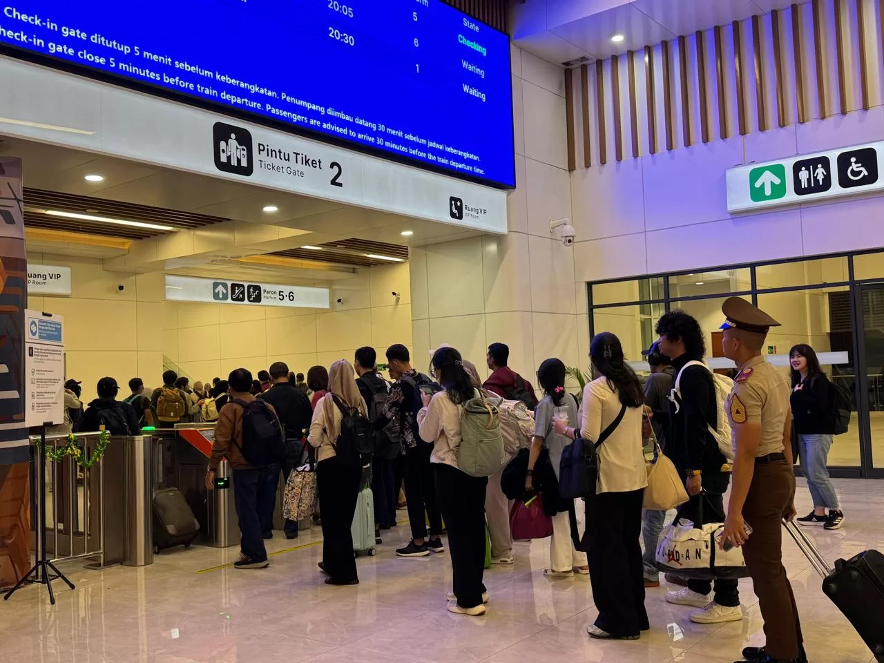 Tarif Whoosh Kelas Premium Economy Mulai Rp 150 Ribu - AWESH.id